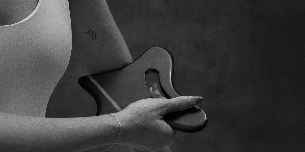 How to Use the Bian Stone Body Gua Sha: Sculpt, Detoxify, and Support ...
